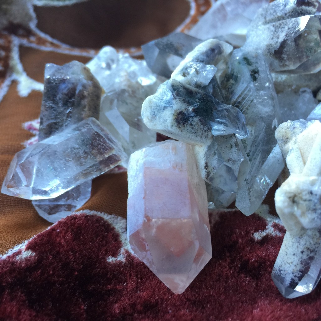 Phantom Quartz Clusters for Growth, Meditation, and Transformation ...
