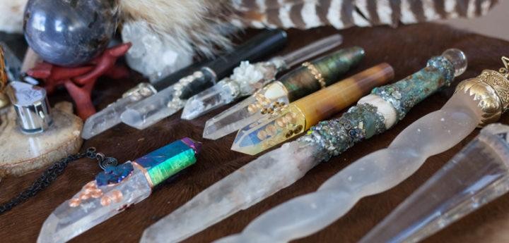 How to Create and Refresh a Sacred Altar for your Magical Practice