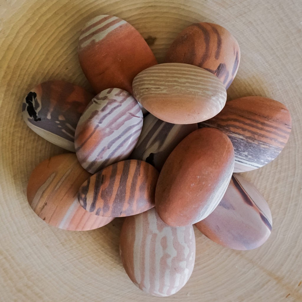 Banded Print Jasper Palm Stones for guided determination
