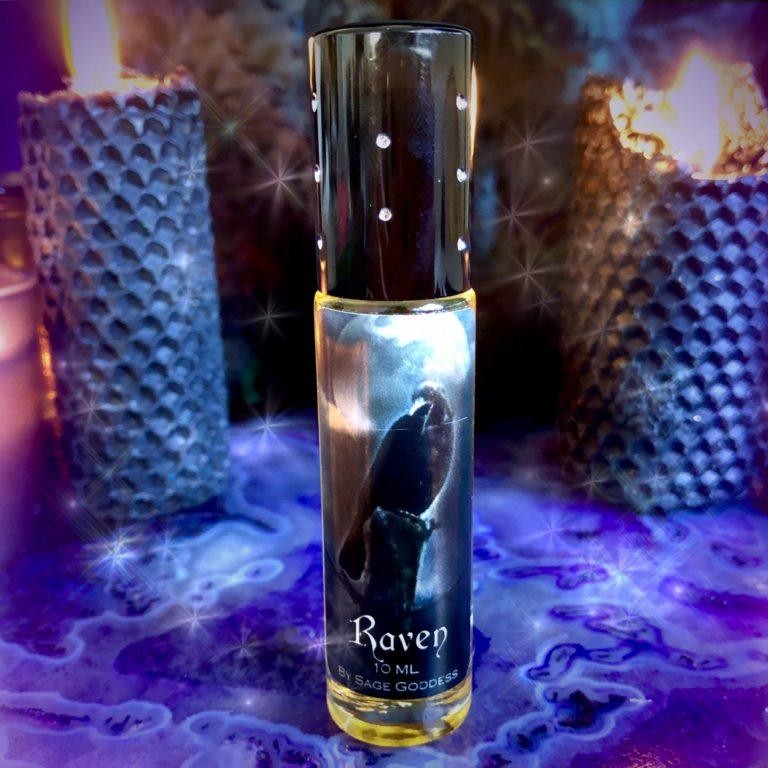 Shadow Perfume Trio to dance with your darkest aspects