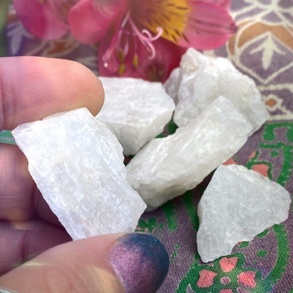 Gemstone Sale: Natural Natrolite