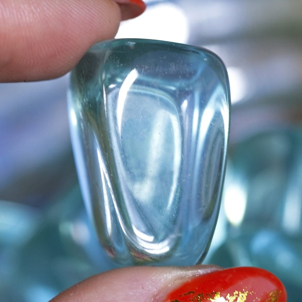 Tumbled Blue Obsidian for clear communication and grounded emotions