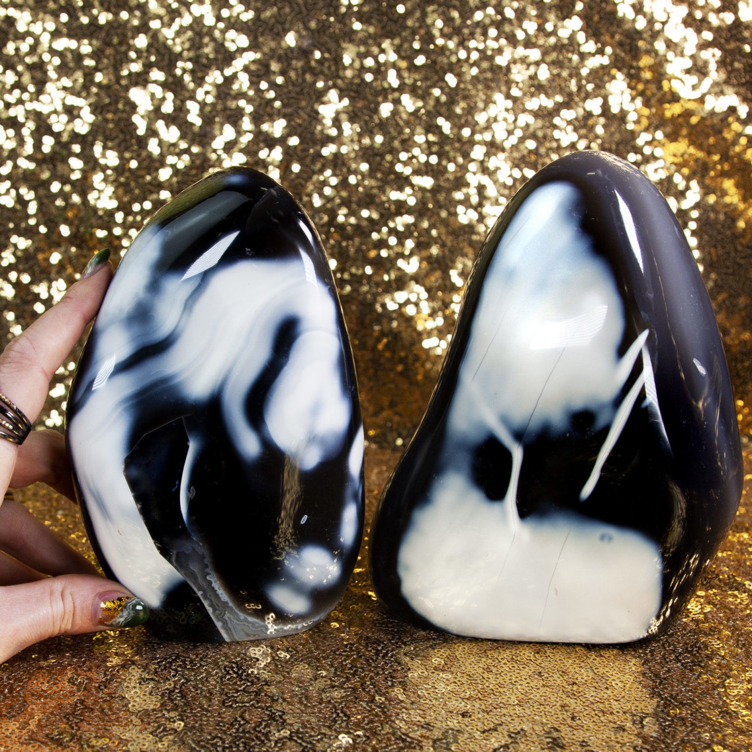 Gemstone Sale: Orca Agate Pillar