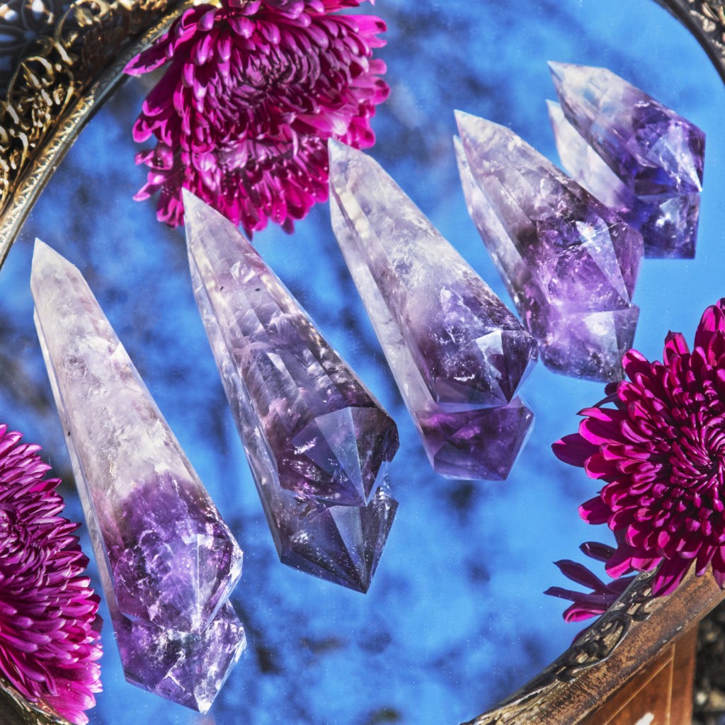 Violet Ray Healing Amethyst Vogel for detoxification and wellness