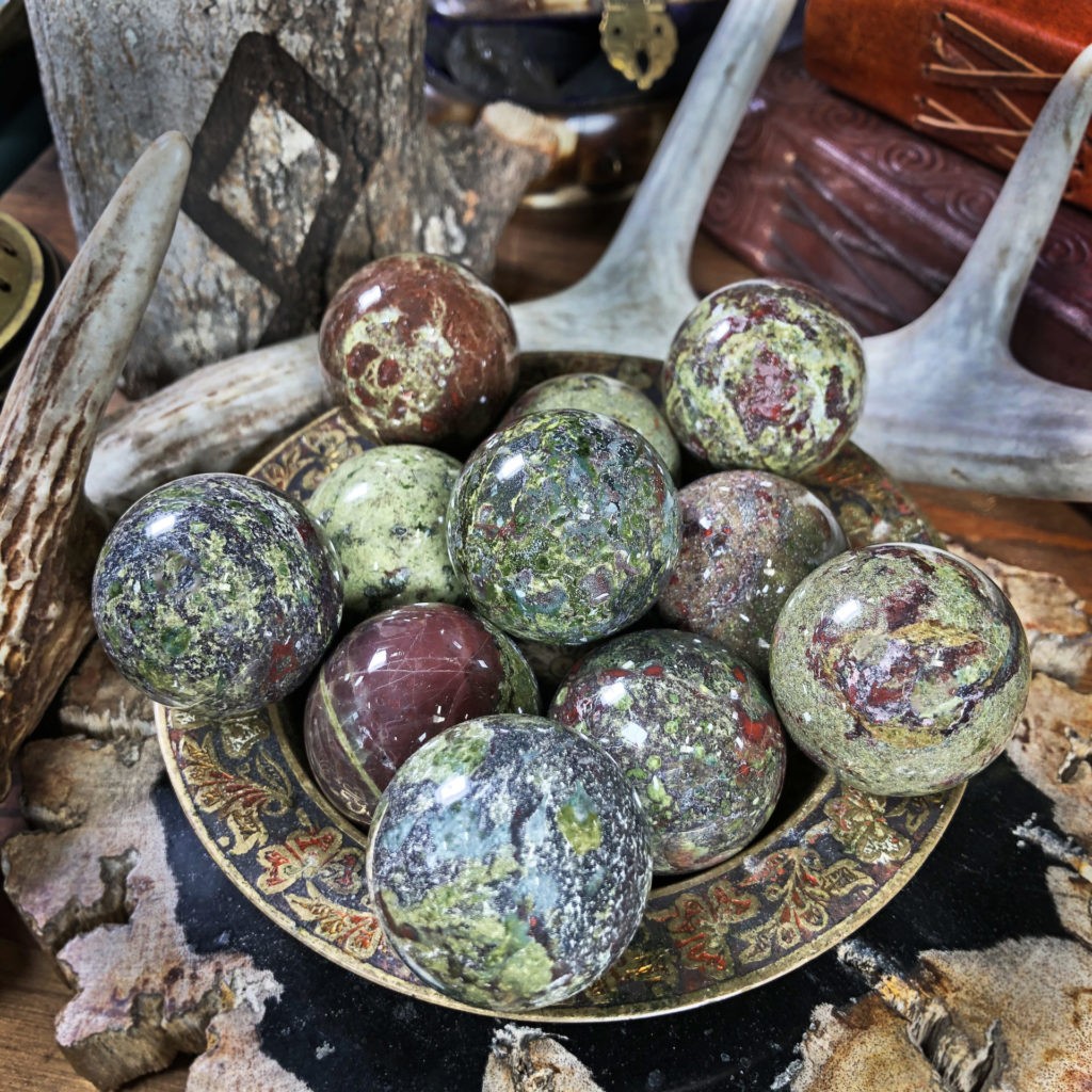 Dragonstone Courage and Power Sphere for strength and bravery