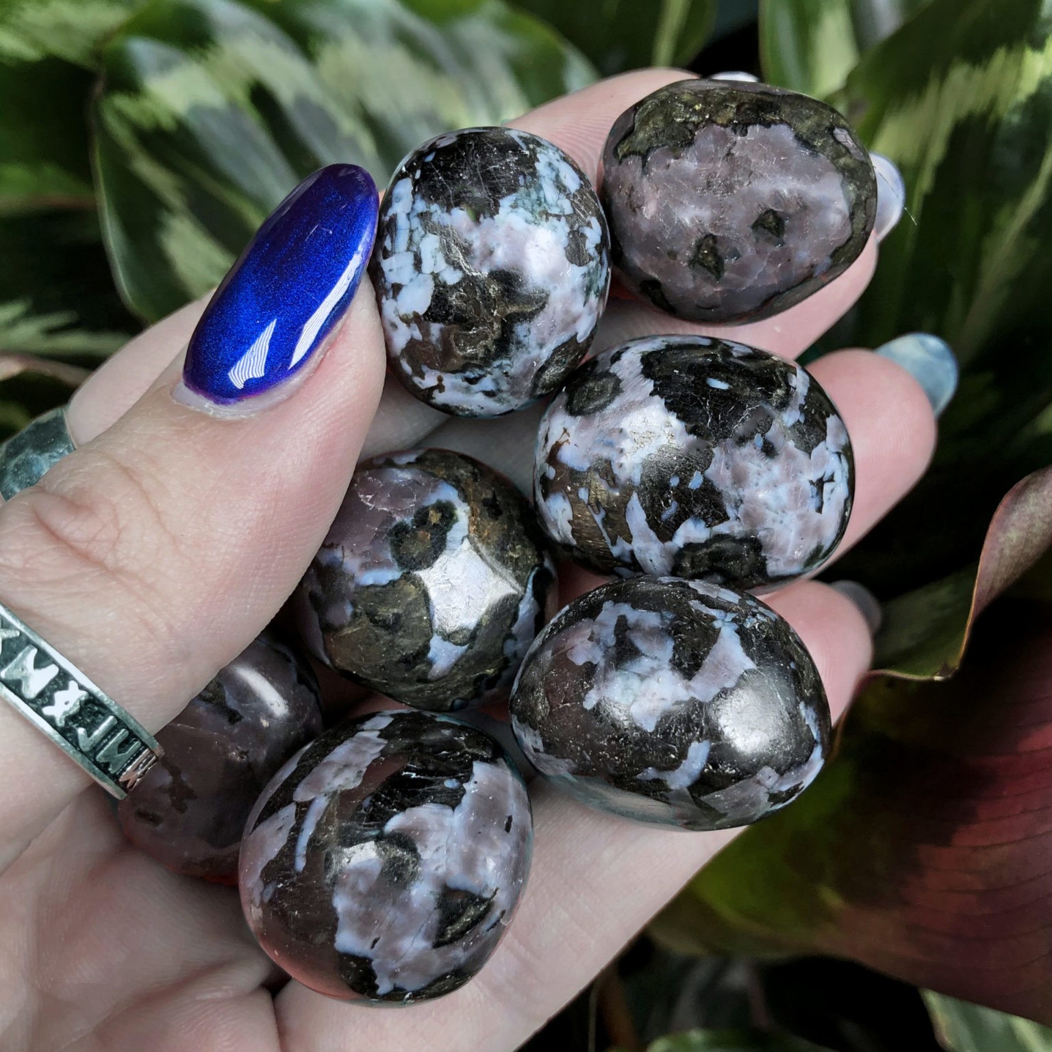 Merlinite: Medium Tumbled to activate your psychic gifts