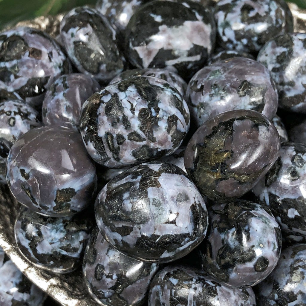 Merlinite: Medium Tumbled to activate your psychic gifts