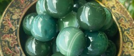 Green Agate Mini Sphere for harmony & wholeness - Sage Goddess