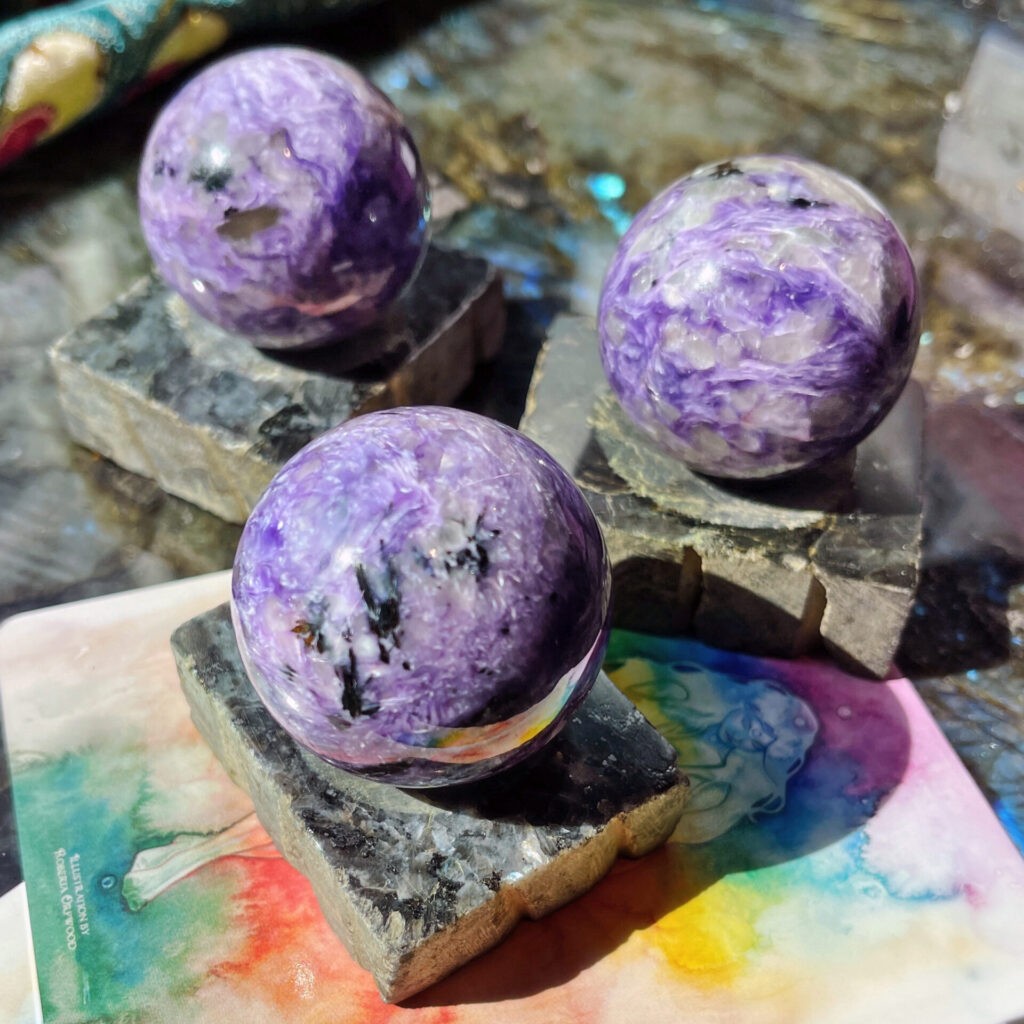 Sage Goddess - Crystals, Gems, Perfumes, Chakra & Astrology Tools