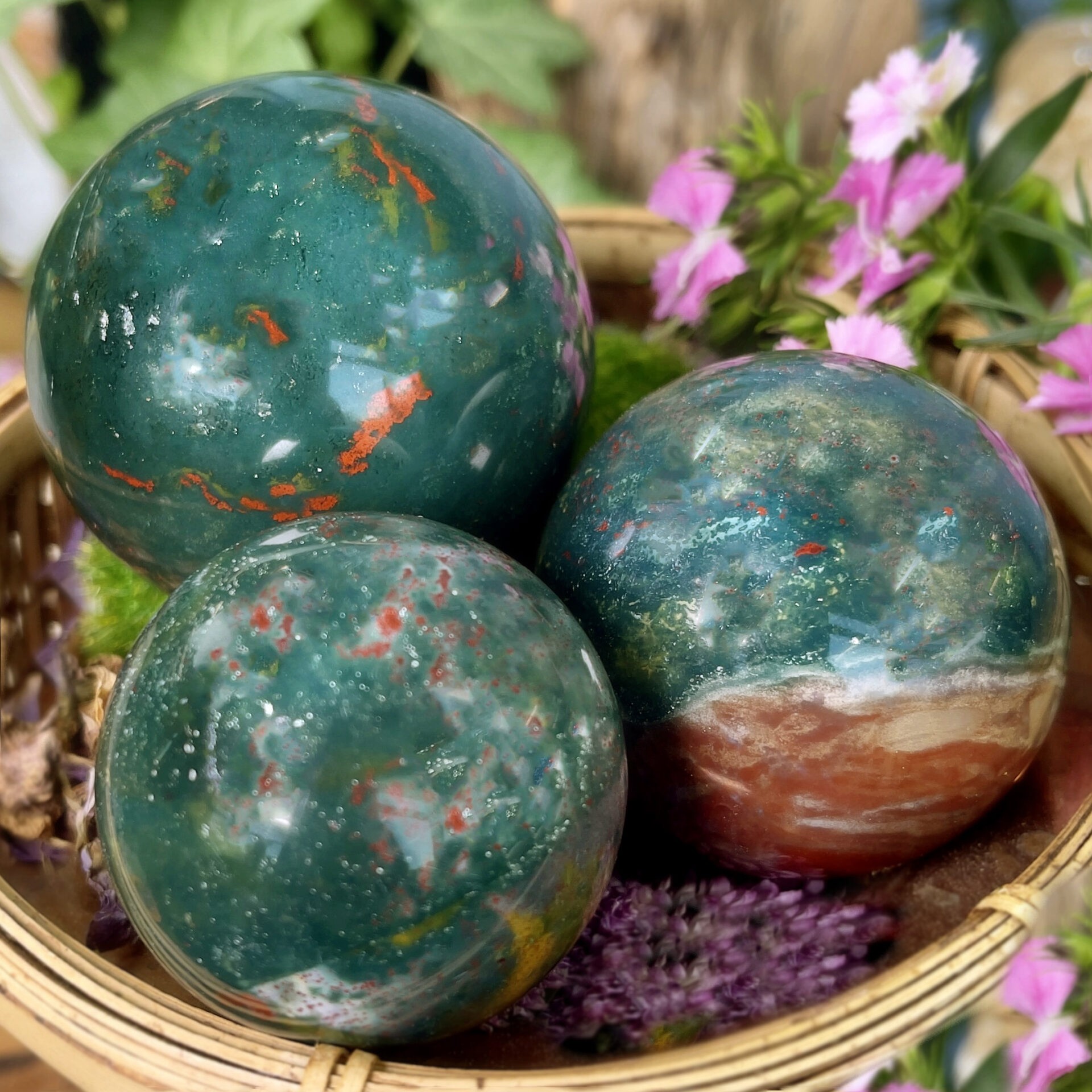 Master_Healing_Bloodstone_Sphere_DD_1of3_3_16