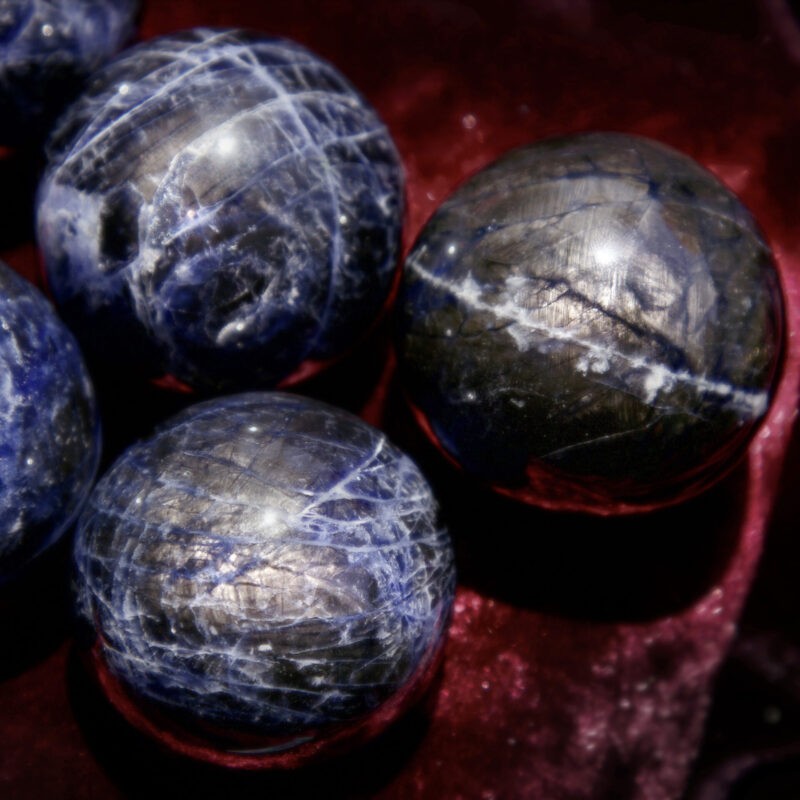 Sage Goddess - Crystals, Gems, Perfumes, Chakra & Astrology Tools