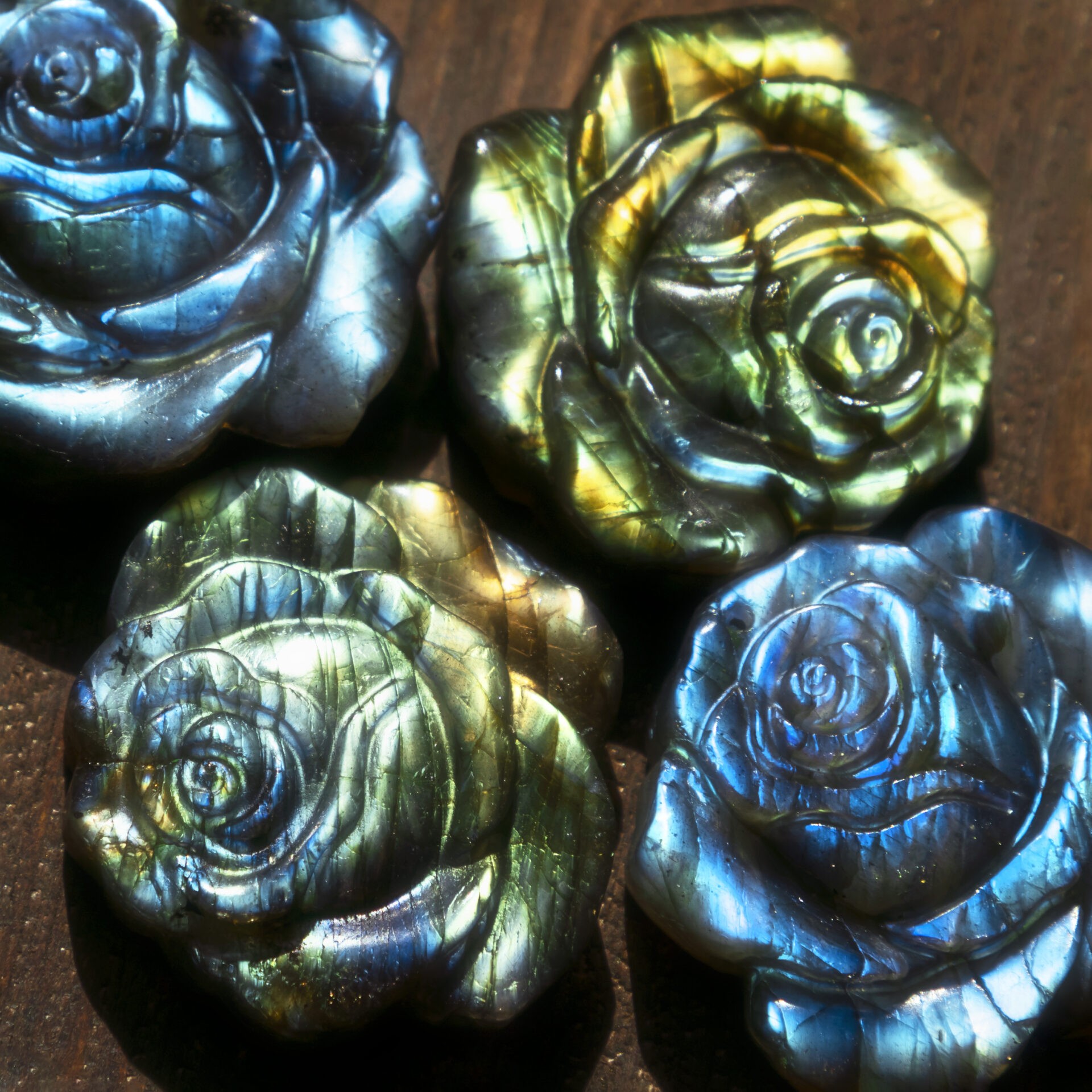 Labradorite_rose_1of3