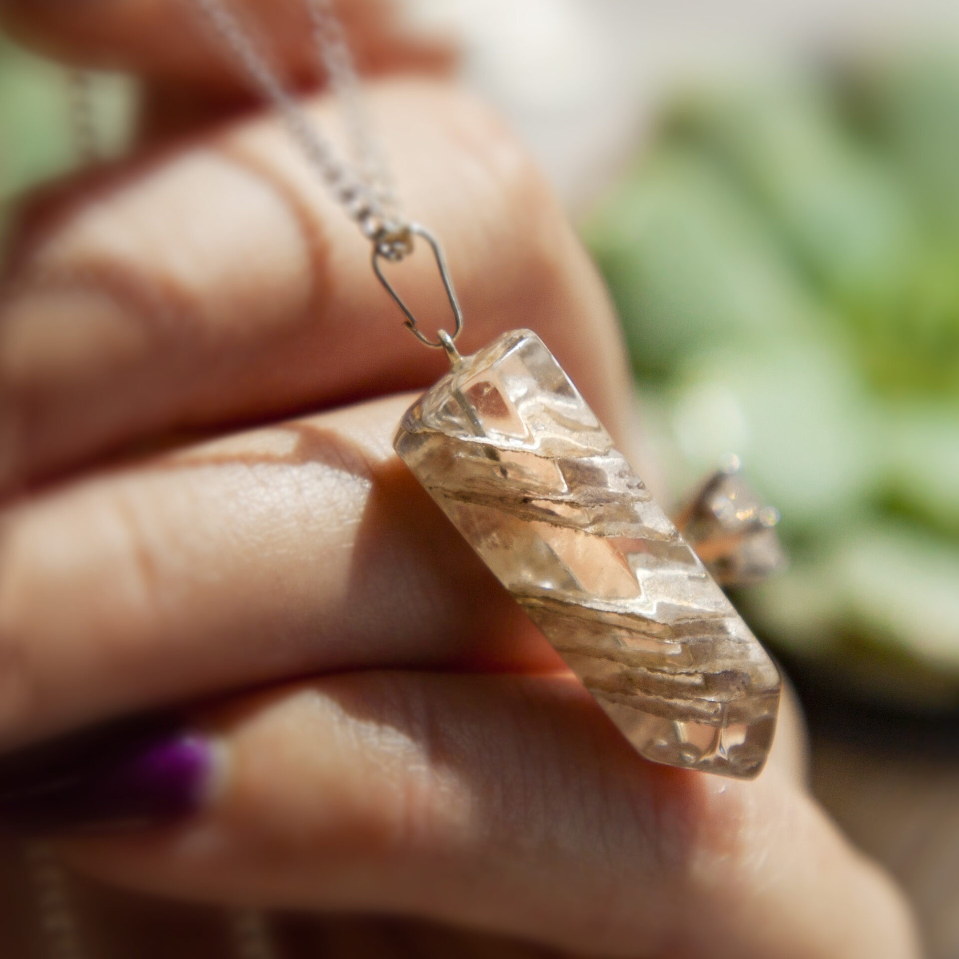 1,000_Line_Lodolite_in_Quartz_Journey_Necklace_2of3