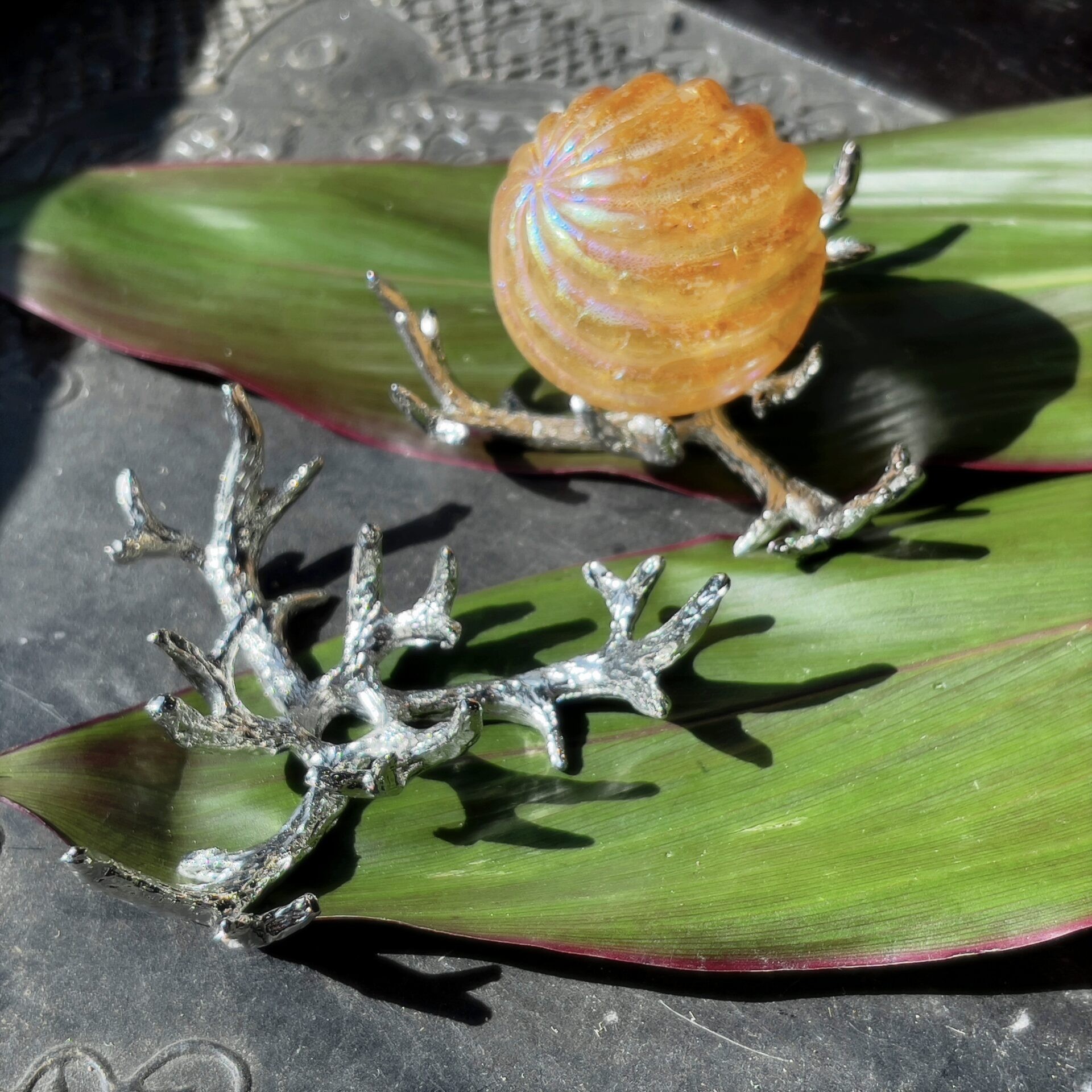 branching_out_sphere_holder_1of2