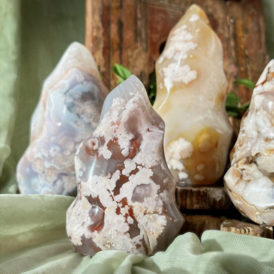 Sage Goddess Peace and Beauty Flower Agate Flame for serenity