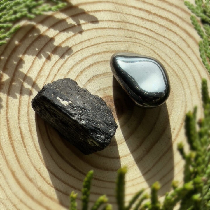 Root Chakra Gemstone Duo for grounding - Sage Goddess