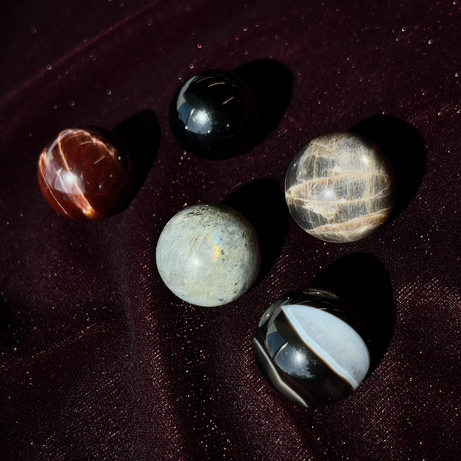 Sage Goddess Divination by Zodiac: Scorpio Casting Sphere Set