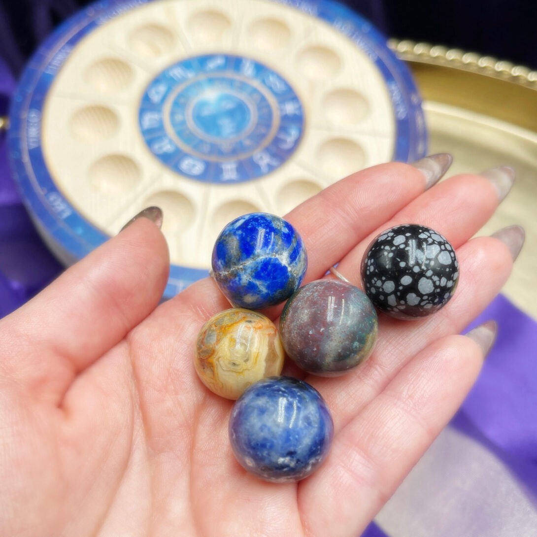 Sage Goddess Divination by Zodiac: Sagittarius Casting Sphere Set