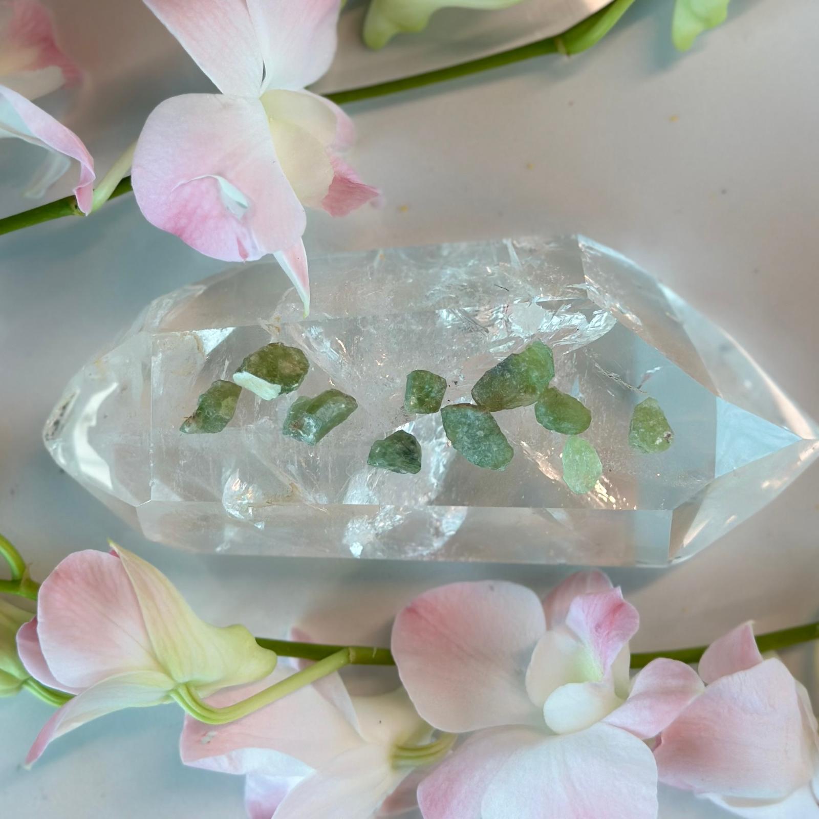 Natural Peridot for prosperity & manifestation - Sage Goddess